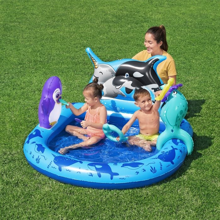 Bestway 1.34 x 1.31m x 73cm H2OGO Polar Pals Play Center