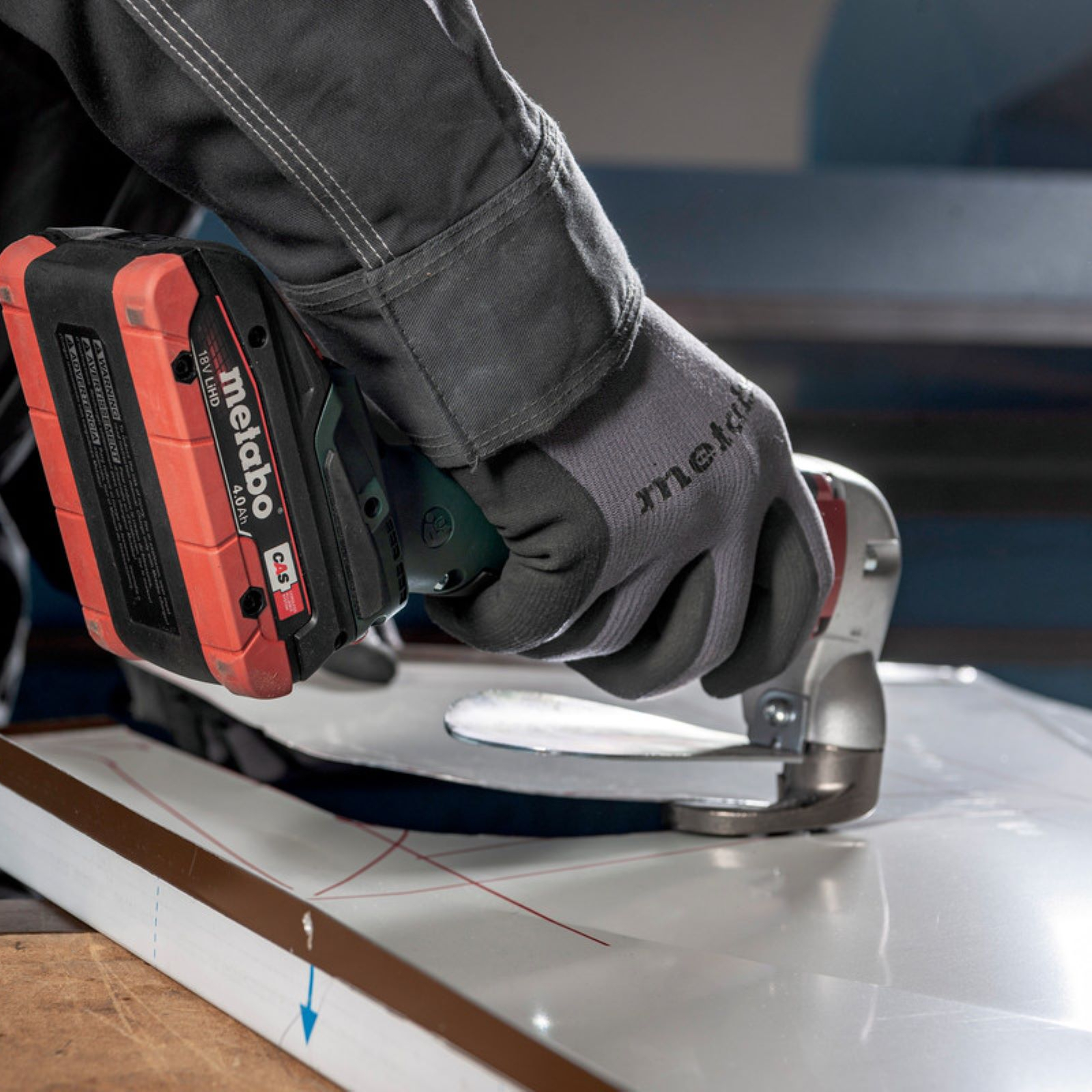 Cordless nibbler bunnings store
