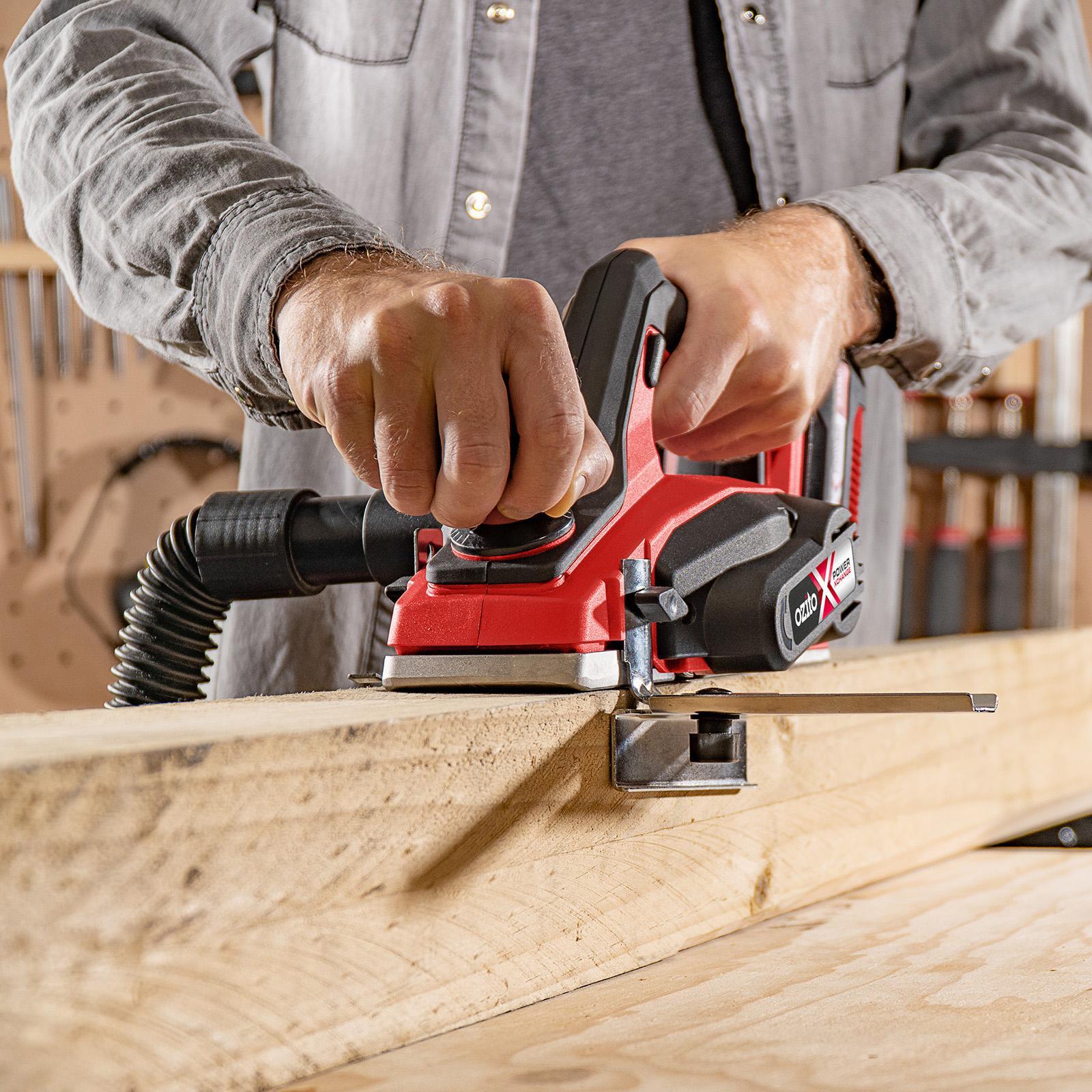 Wood planer bunnings store