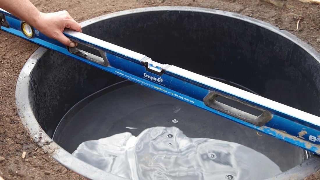 How To Build a Garden Pond - Bunnings Australia