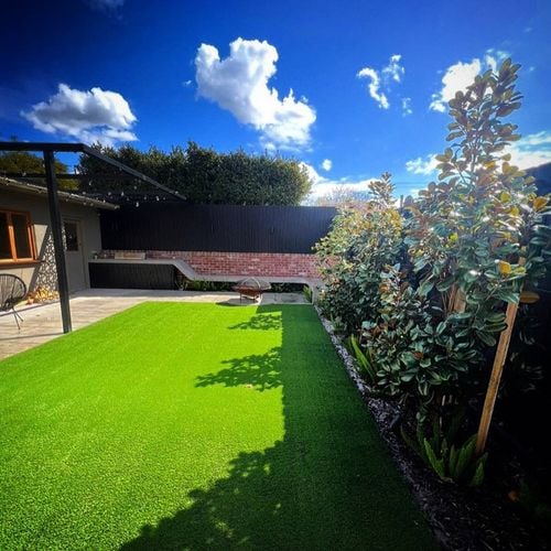 Tuff Turf 1.8 x 5m 35mm Pile Luxury Tuff Synthetic Turf - Bunnings ...