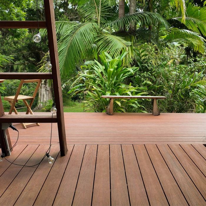 Ekodeck 137 x 23mm 5.4m Riverbank Red / Estate Brown Designer Series ...