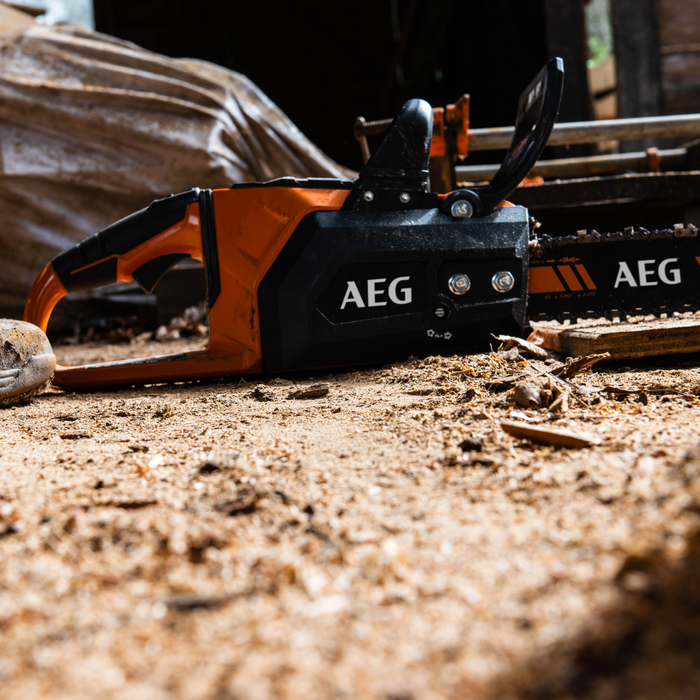 AEG 18V 12” Brushless Chainsaw 4.0Ah Force Kit - Bunnings Australia