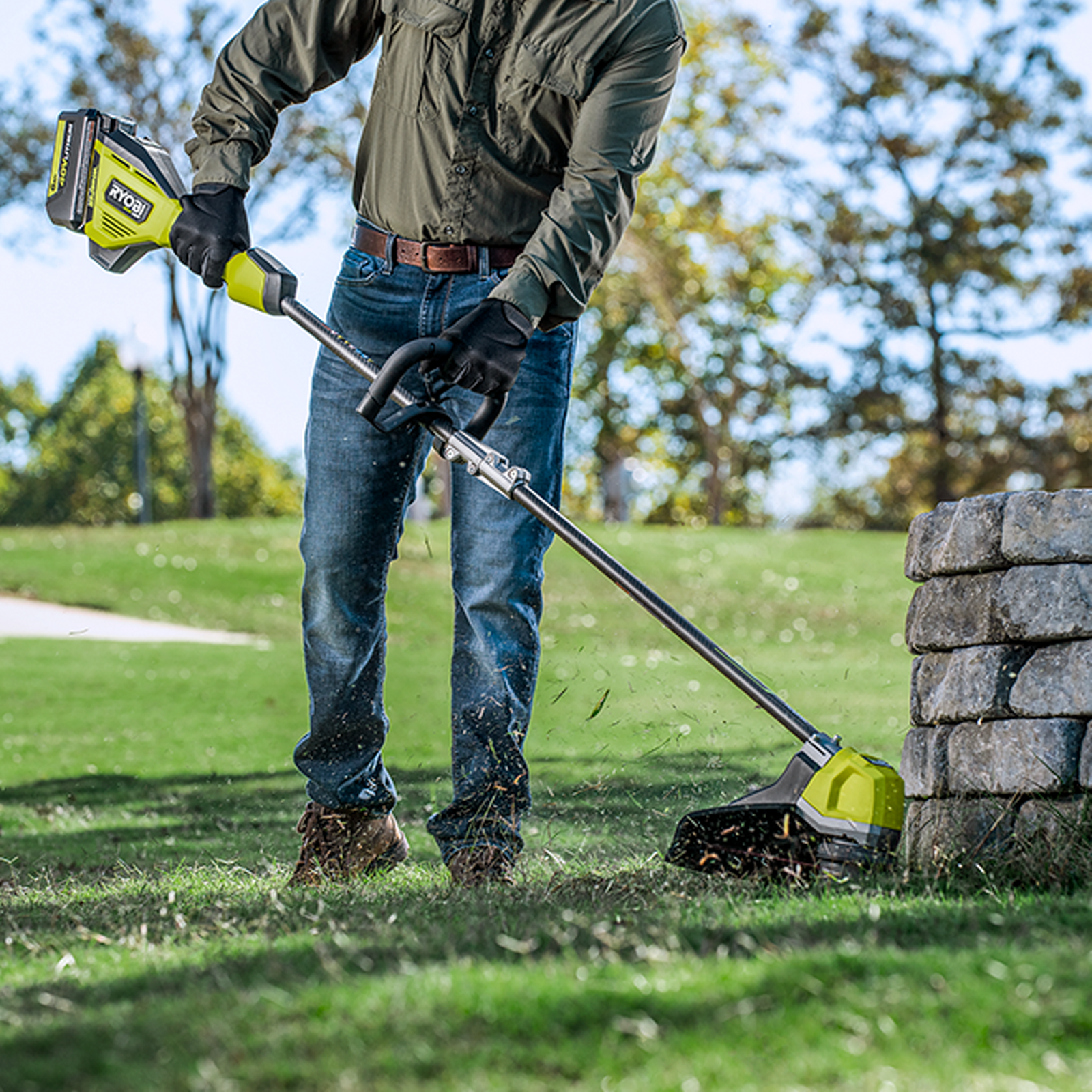 Ryobi 36V 38 43cm HP Whisper Brushless Line Trimmer 6.0Ah Kit