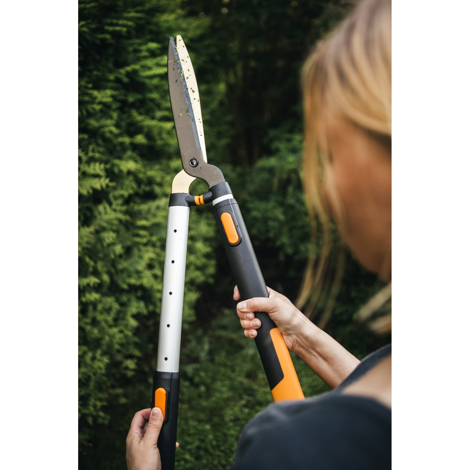 Fiskars shears bunnings store
