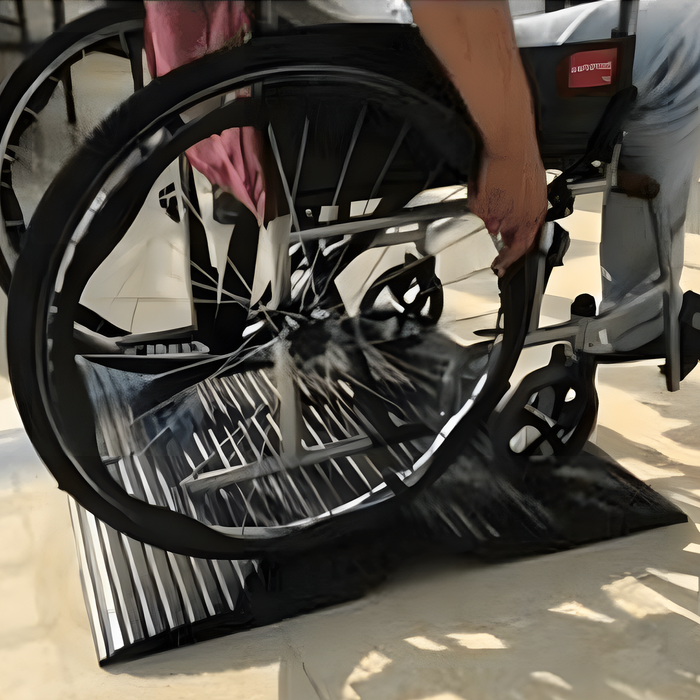 Heeve Solid Rubber Pedestrian Ramp 380mm Wide for 80mm Hoses H0123 ...