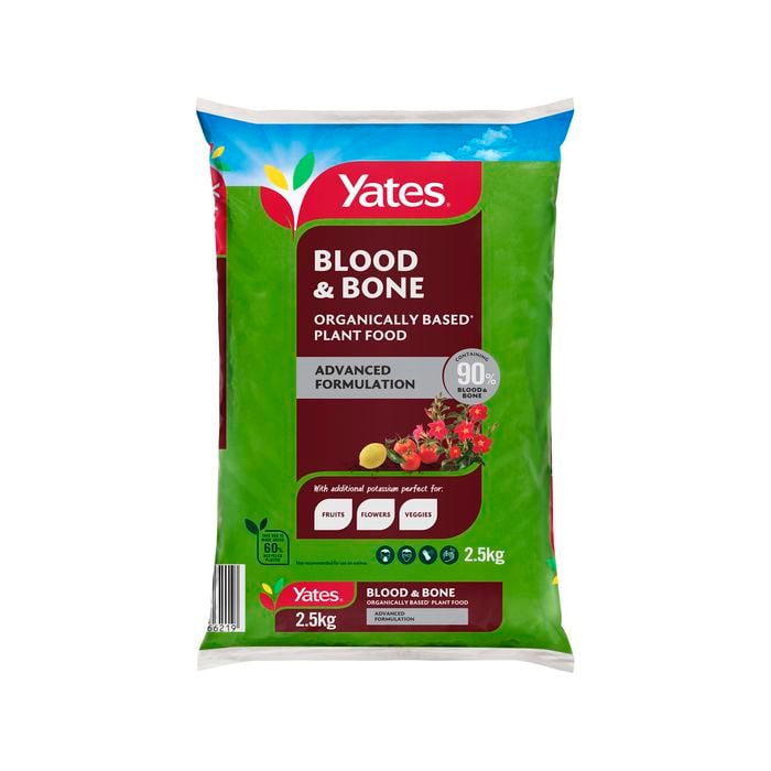 Yates 2.5kg Blood & Bone Organically Based Plant Food Advanced ...