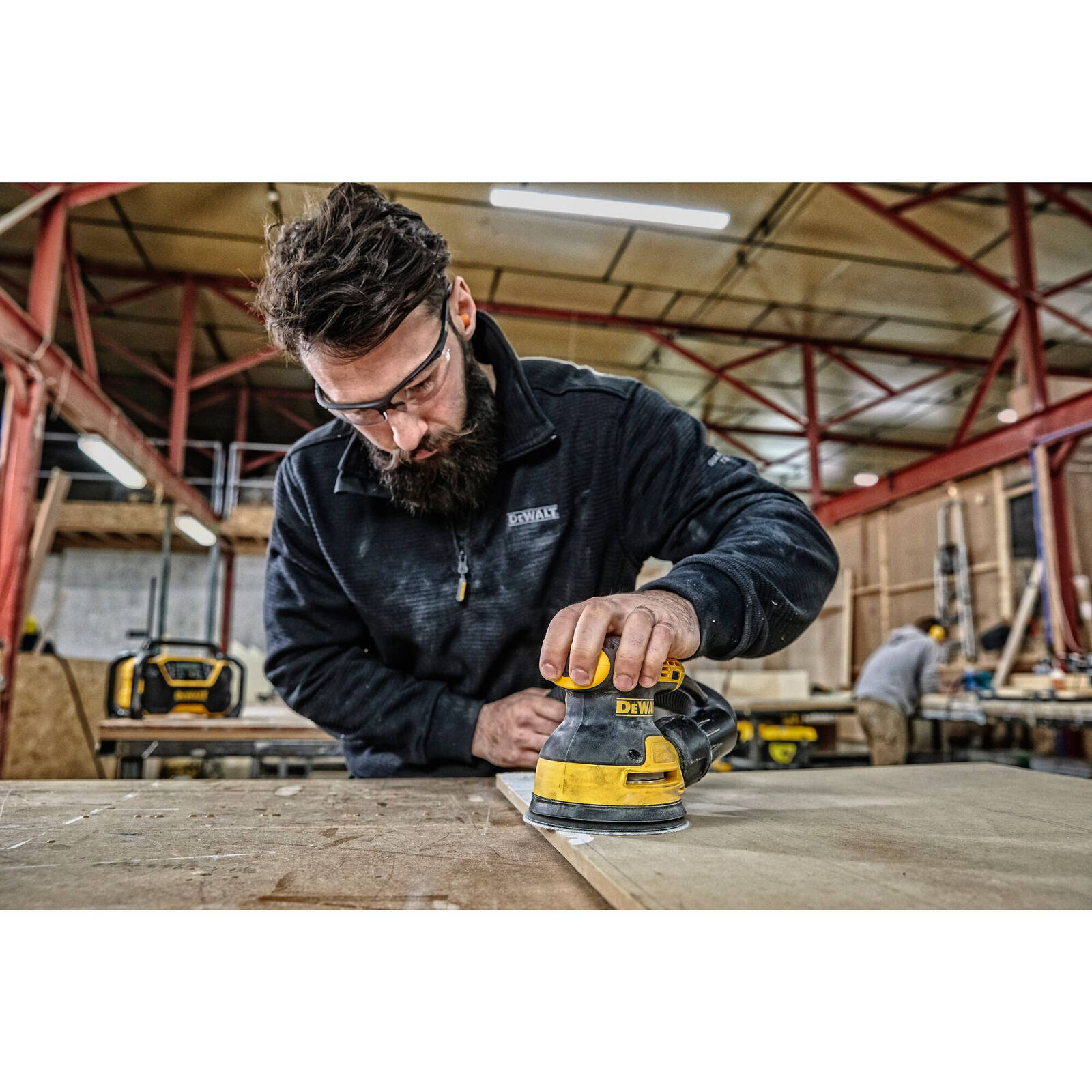 Dewalt orbital sander bunnings store