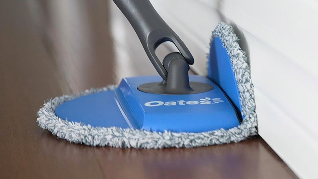 How To Use Oates Spin And Clean Compact Mop And Bucket - Bunnings New ...
