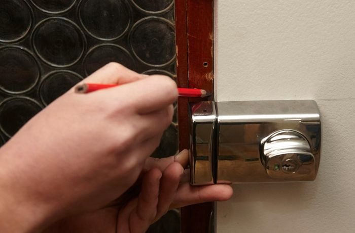 How To Install a Deadlock - Bunnings Australia