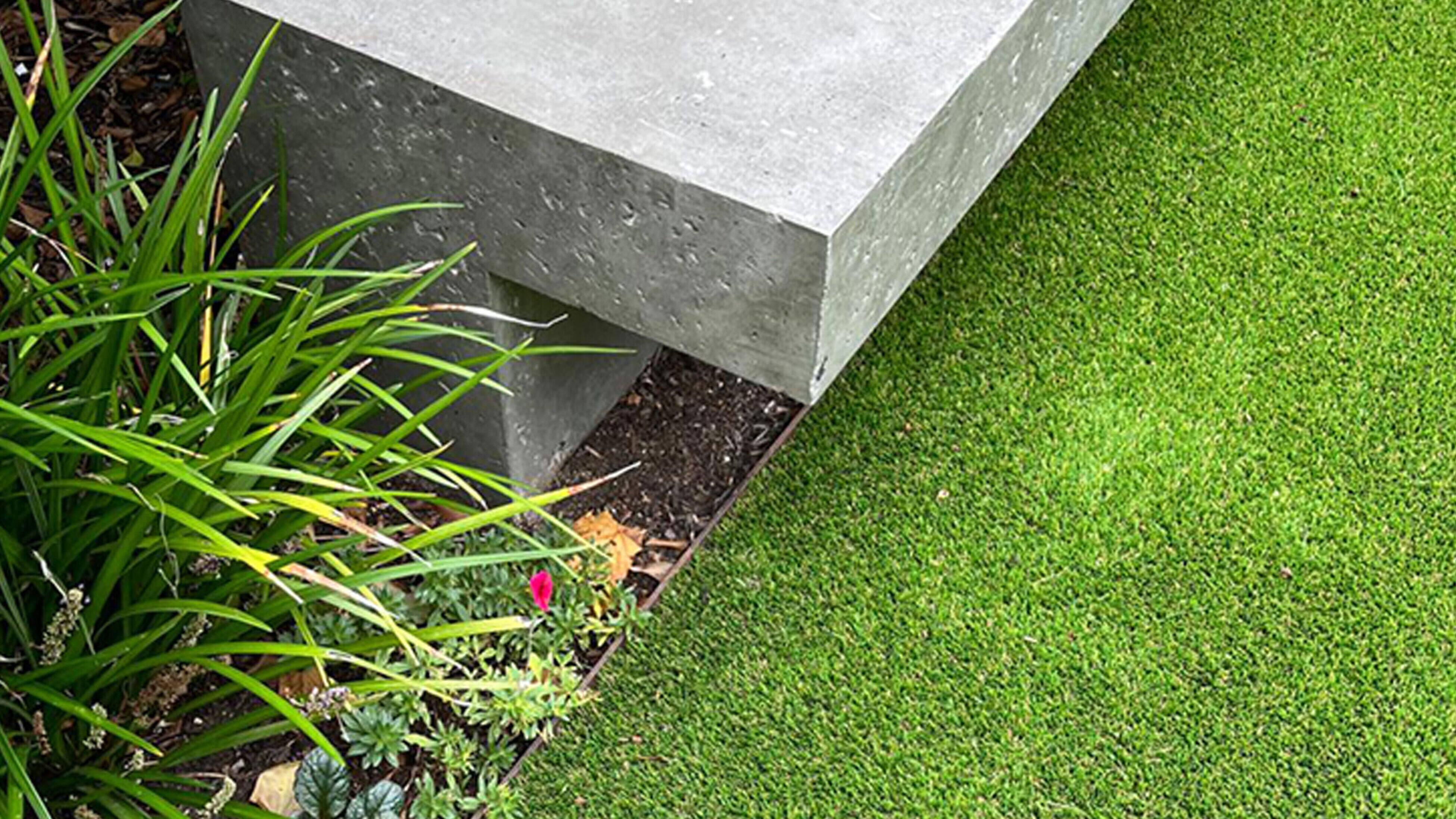 Use Tuff Turf Artificial Grass To Revamp Your Yard - Bunnings New Zealand