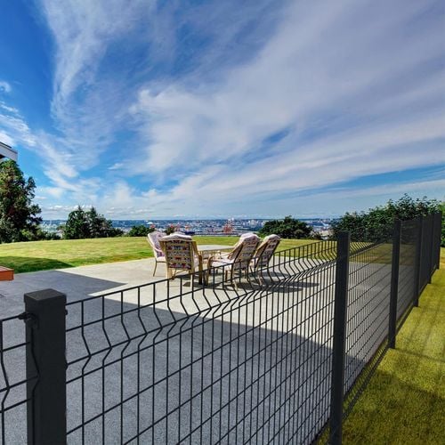 PEAK Black Steel Fence Brackets For Wire Grid Fencing - 6 Pack ...