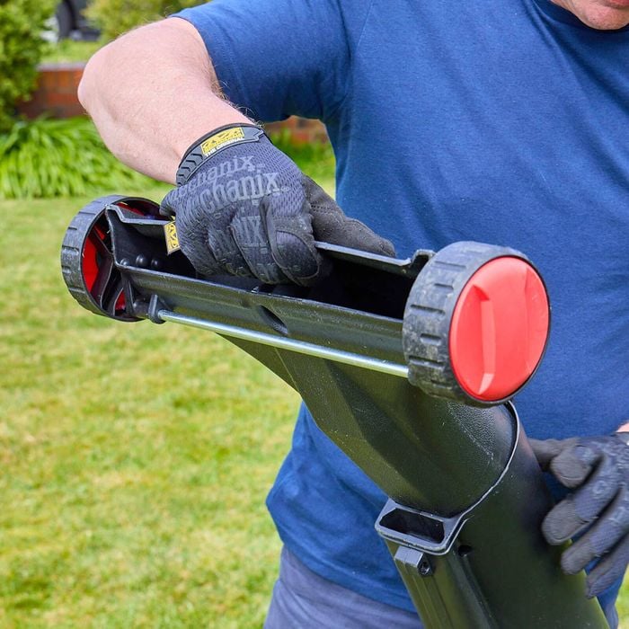 Morrison Ezi Switch Petrol Blower Vac - Bunnings Australia