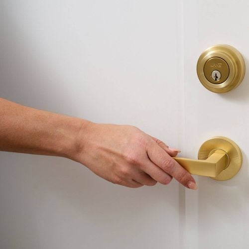 LANE Deadbolt Slimline Brushed Brass Round L538023 - Bunnings Australia
