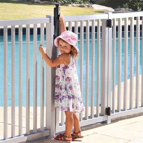 TruClose® Self-Closing Pool Gate Safety Hinges - Bunnings Australia