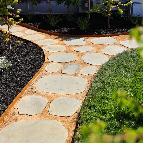 Oxbuild 500 x 400 x 30mm Bluestone Natural Edge Paver - Bunnings New ...