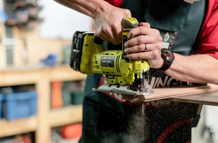 Tools 101: How To Use Power Saws - Bunnings New Zealand