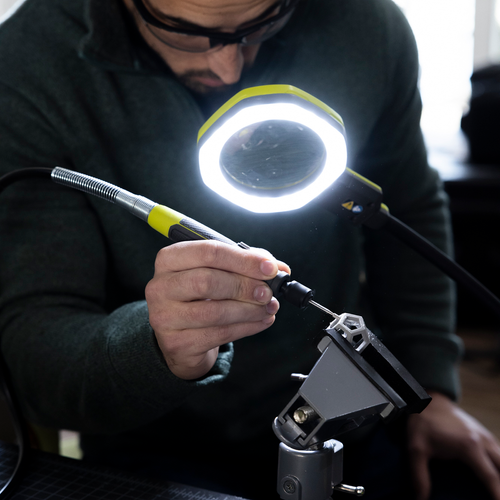 Ryobi 18V ONE+ Magnifying Clamp Light RML18 - Tool Only - Bunnings New ...