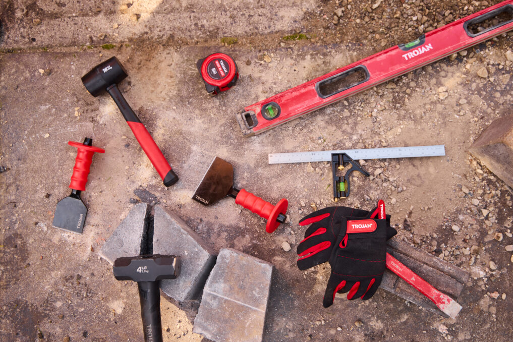 D.I.Y like a Blockhead with Trojan Tools. | Bunnings Warehouse