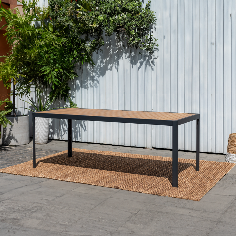 Outdoor Tables | Mimosa