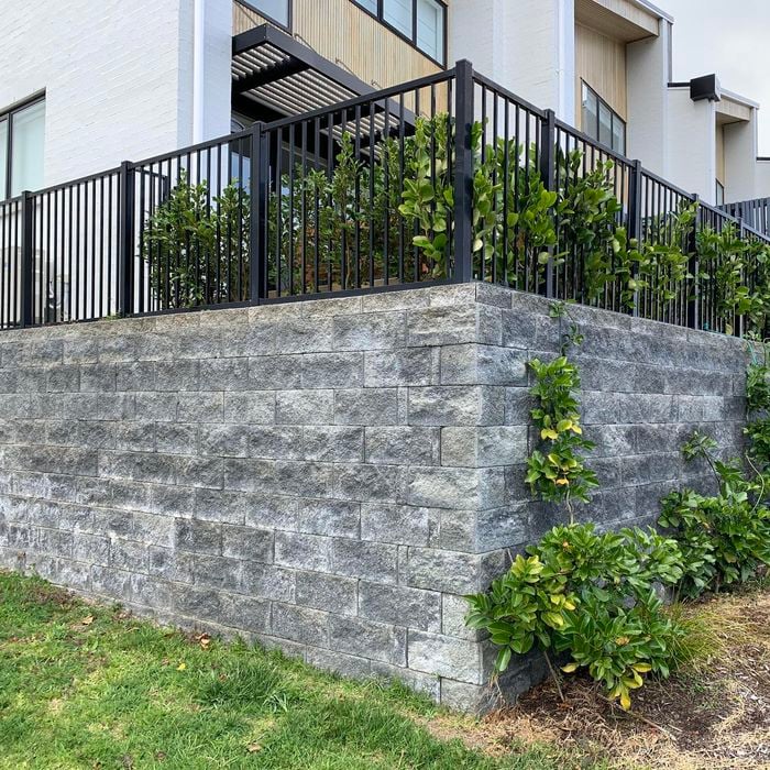 Firth Retaining Keystone Compac III Retaining Block (Rockface) 200 x ...