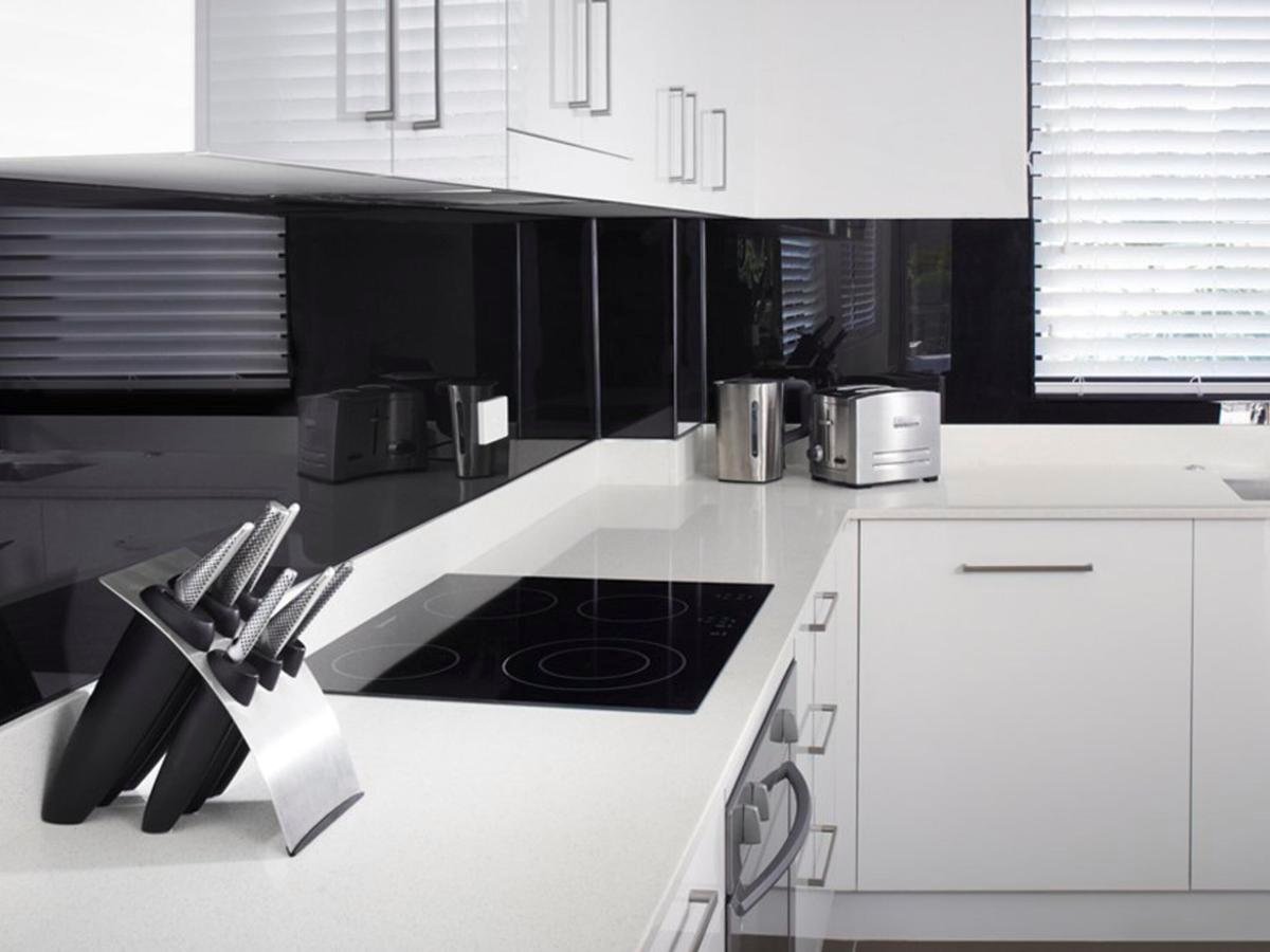Splashback Extrusions - Bunnings Australia