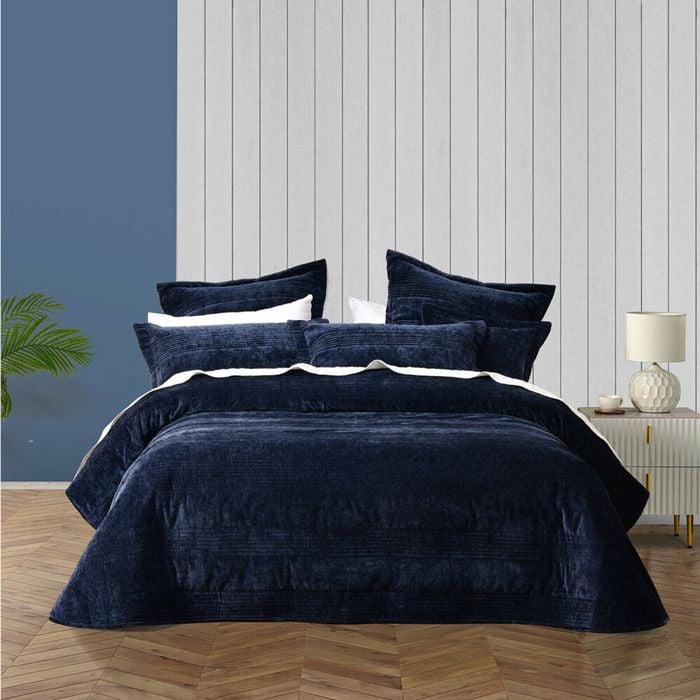 Bianca Cyrano Single/Double Indigo Polyester Velvet Coverlet Set ...