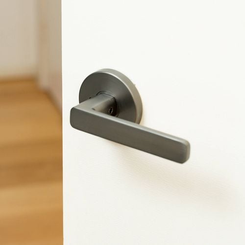 Ikonic Gunmetal San Fran Passage Lever Set - Bunnings Australia