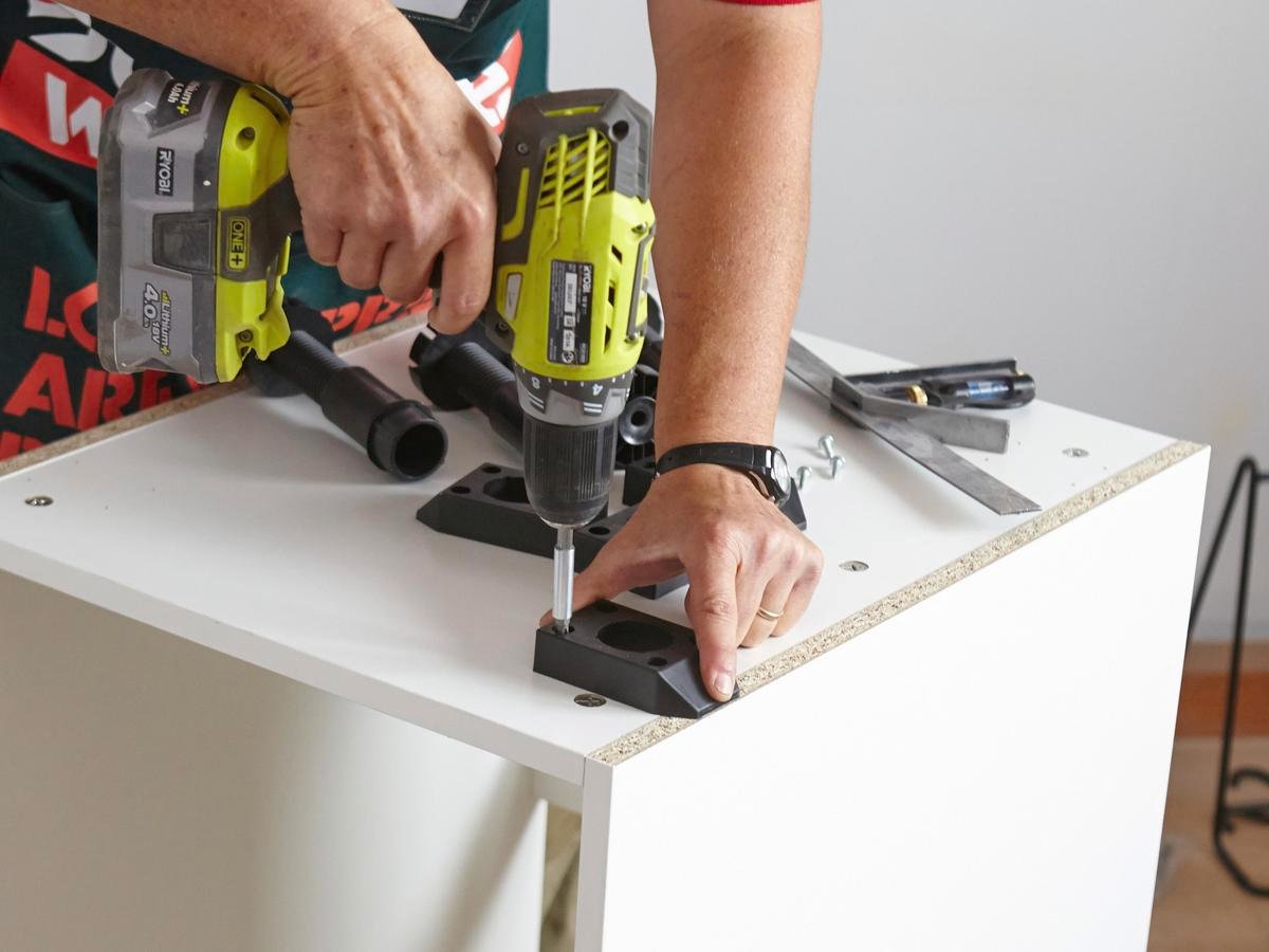 How To Assemble a Linen Chute Cupboard - Bunnings Australia
