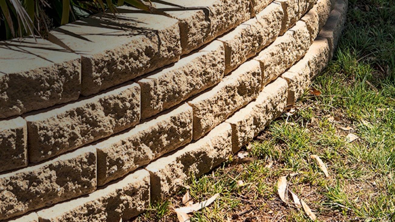 What’s The Best Retaining Wall Material For The Job - Bunnings Trade AU