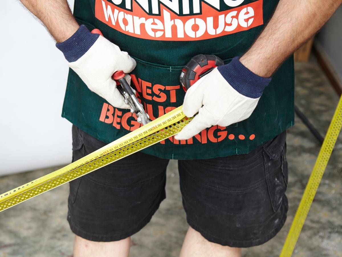 How To Attach And Plaster An External Angle - Bunnings Australia