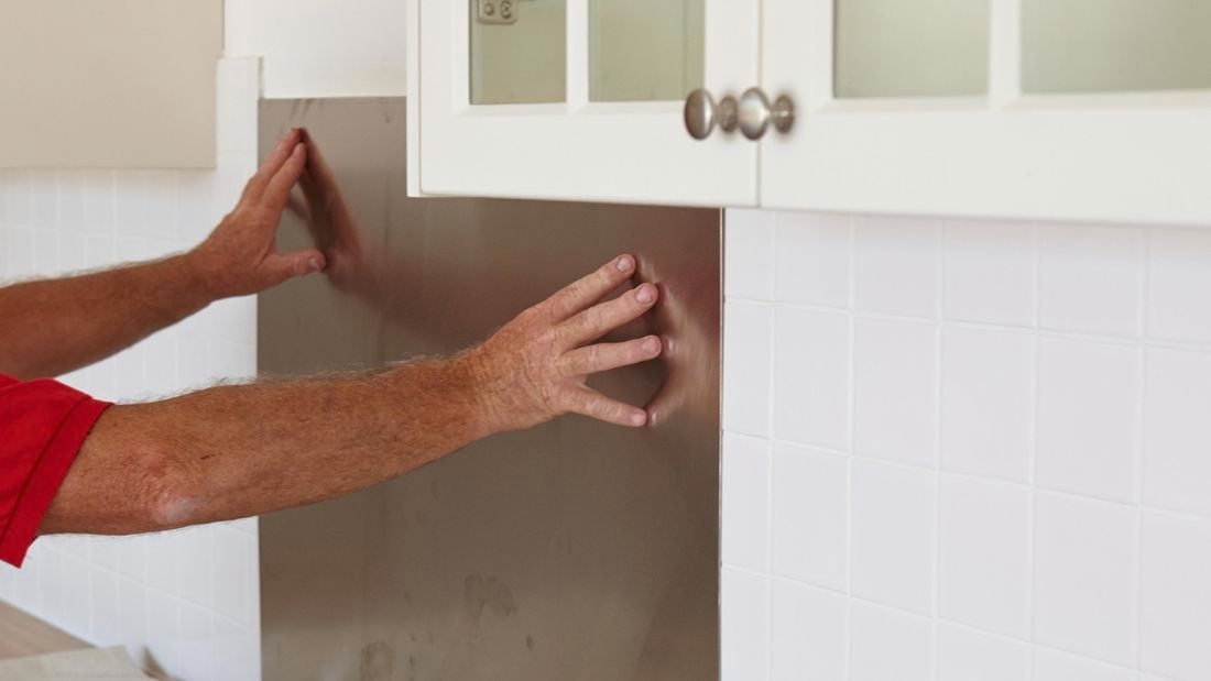 How To Install a Stainless Steel Splashback - Bunnings Australia