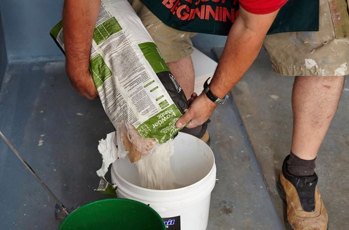 How To Tile a Bathroom Wall - Bunnings New Zealand