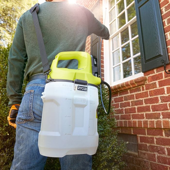 Ryobi 7.5L Garden Sprayer Kit - Bunnings Australia