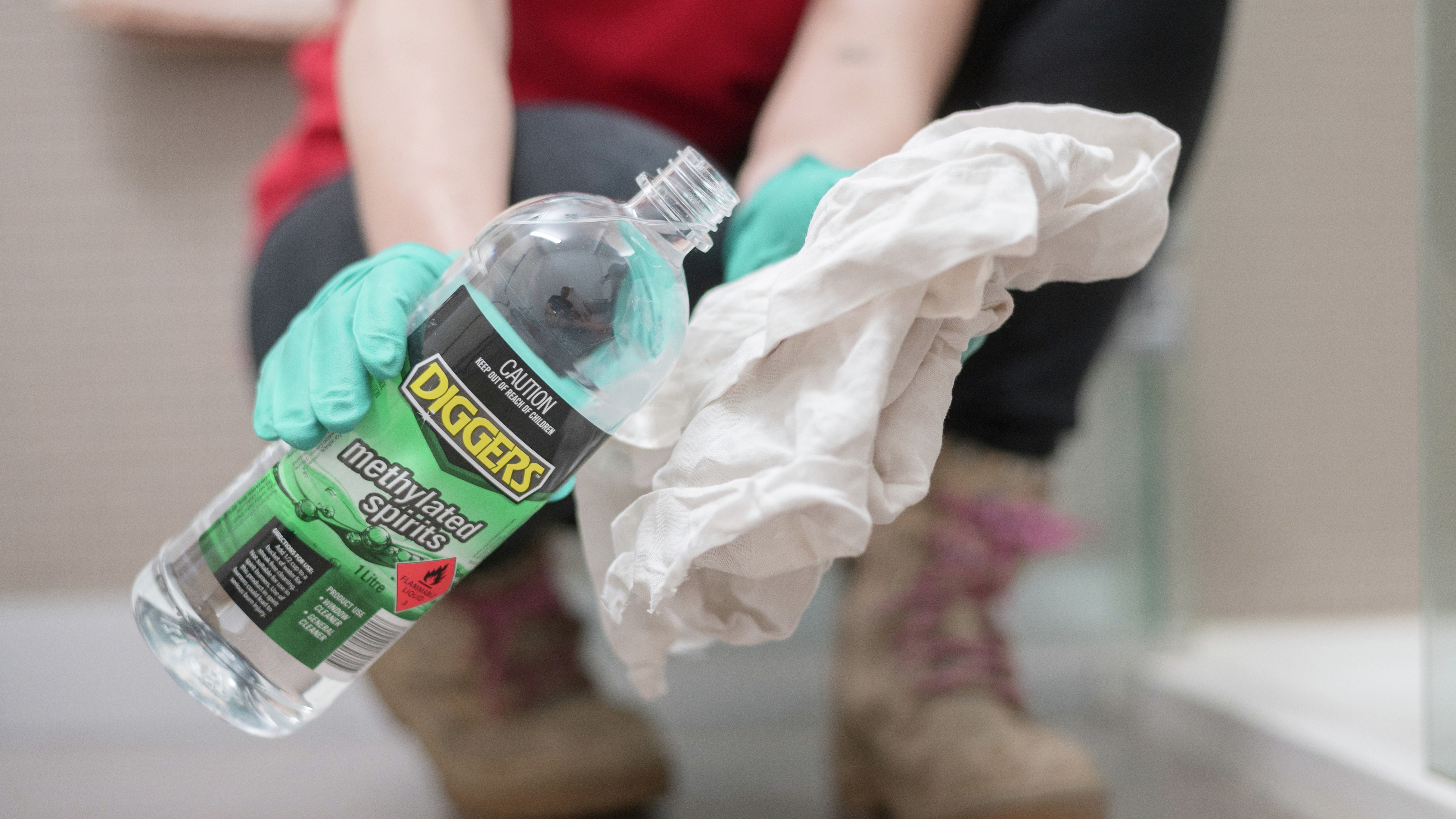 How To Clean And Remove Mouldy Silicone Bunnings Australia