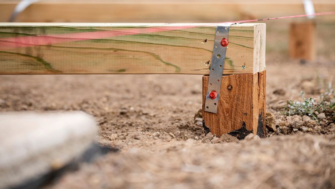 How To Install Bearers - Bunnings Australia