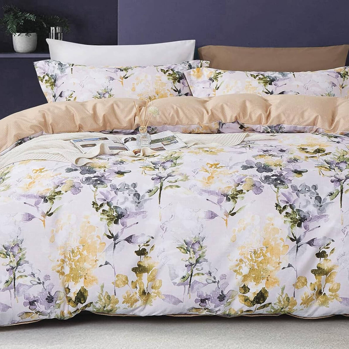 Fenna Leaf Quilt Cover Set (King size) - Bunnings Australia