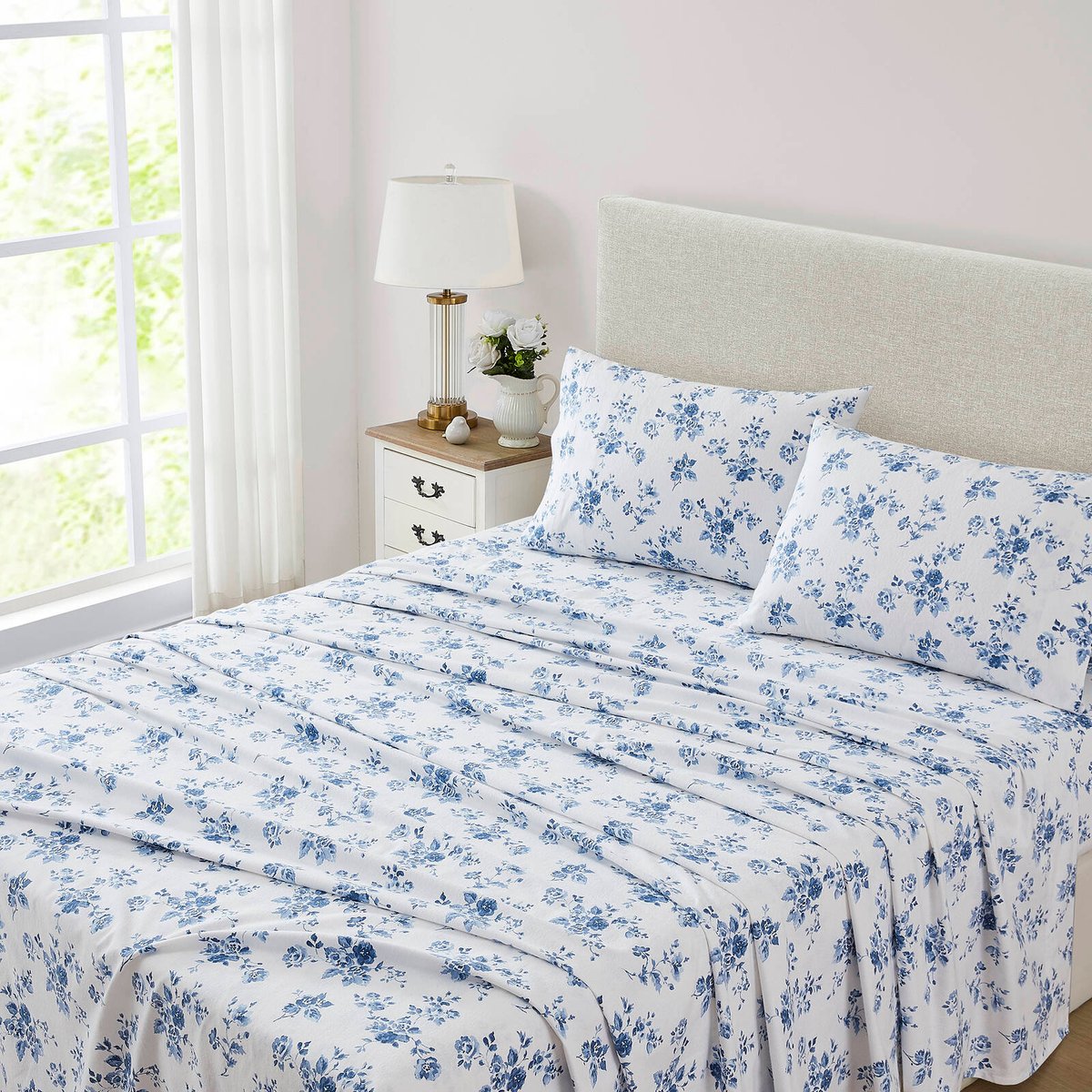 Laura Ashley China Rose Queen Bed Flannelette Midnight Blue - Bunnings ...
