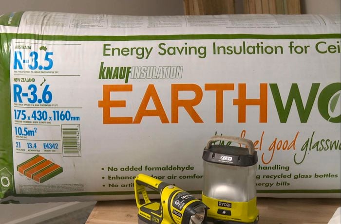 How To Top Up Your Roof Insulation - Bunnings Australia