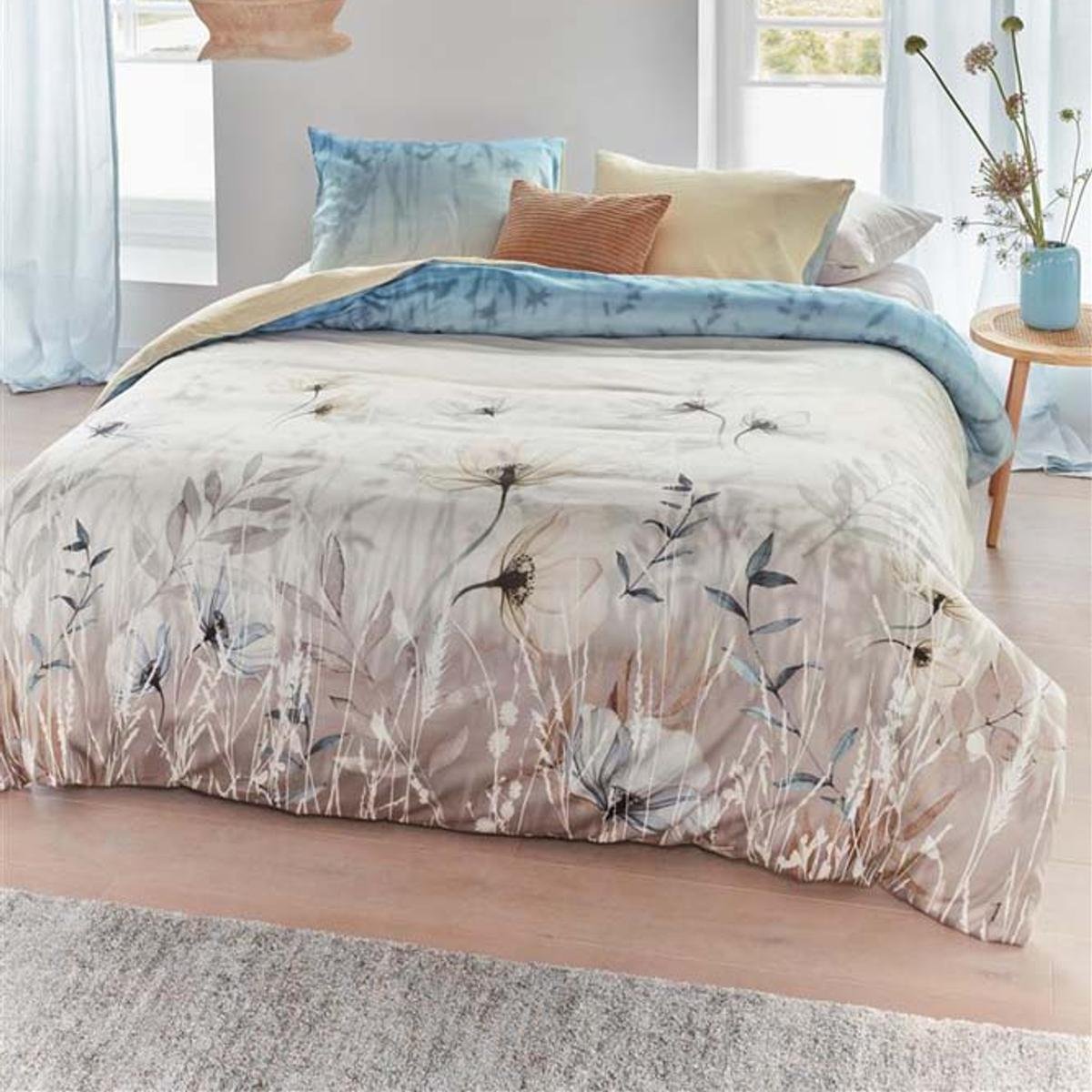 Bedding House Queen Light Blue Isabelle Light Blue Sateen Cotton Quilt ...