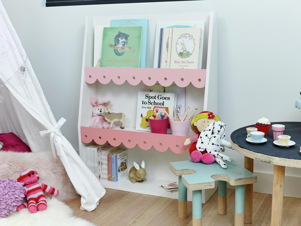 How To Make a D.I.Y. Kids Wooden Bookshelf - Bunnings Australia