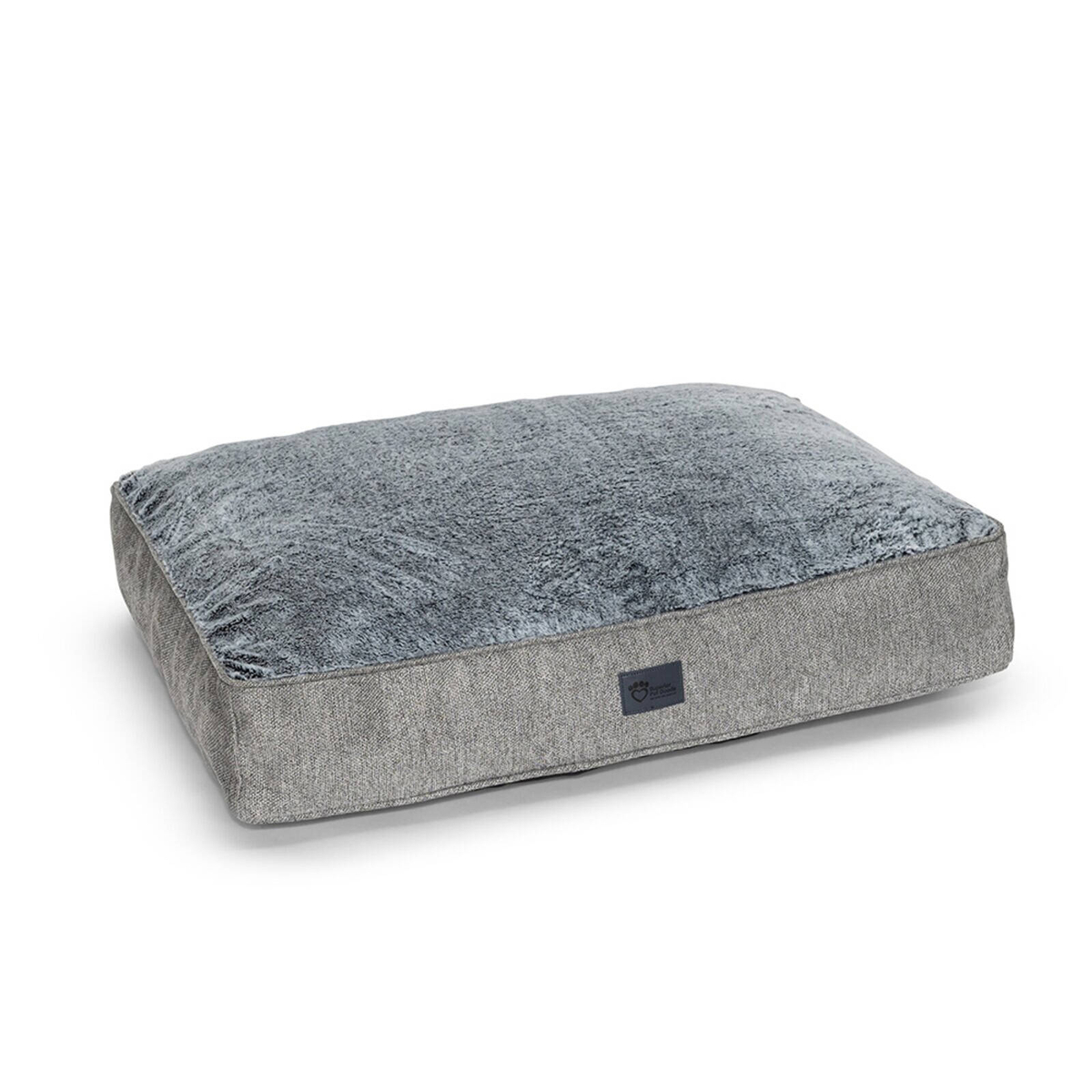 Superior Pet Plus Hooch Pet/Dog Cushion/Bed Artic Faux Fur Small 82cm ...