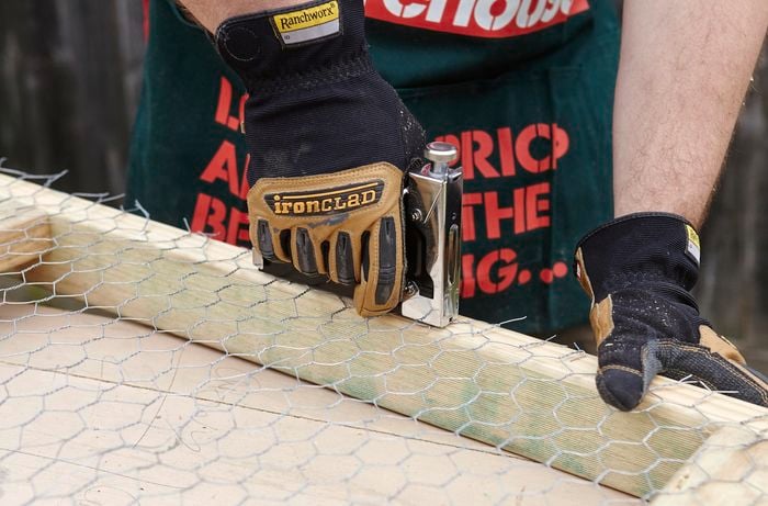 How To Build a D.I.Y. Chicken Coop - Bunnings Australia