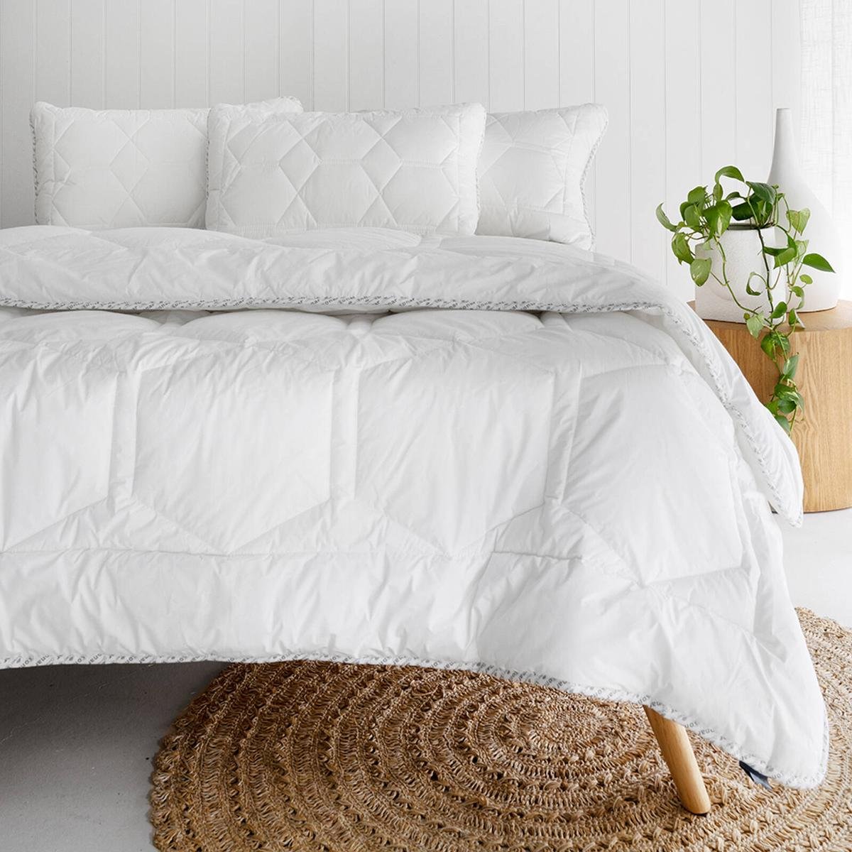 Bambury Single Bed Sonar Thermal Balancing Quilt (Outlast) Quilted ...