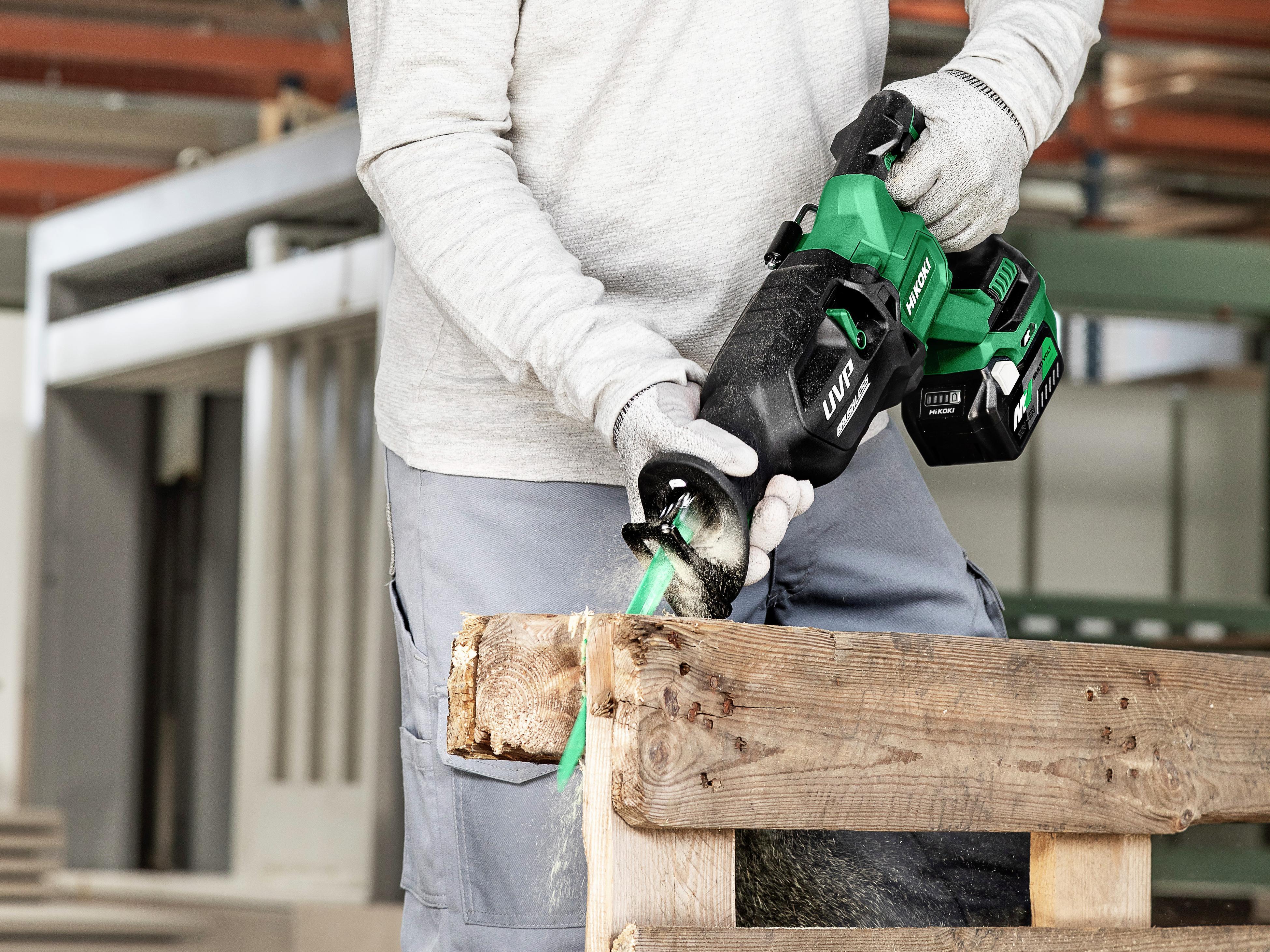 Bunnings power tools store