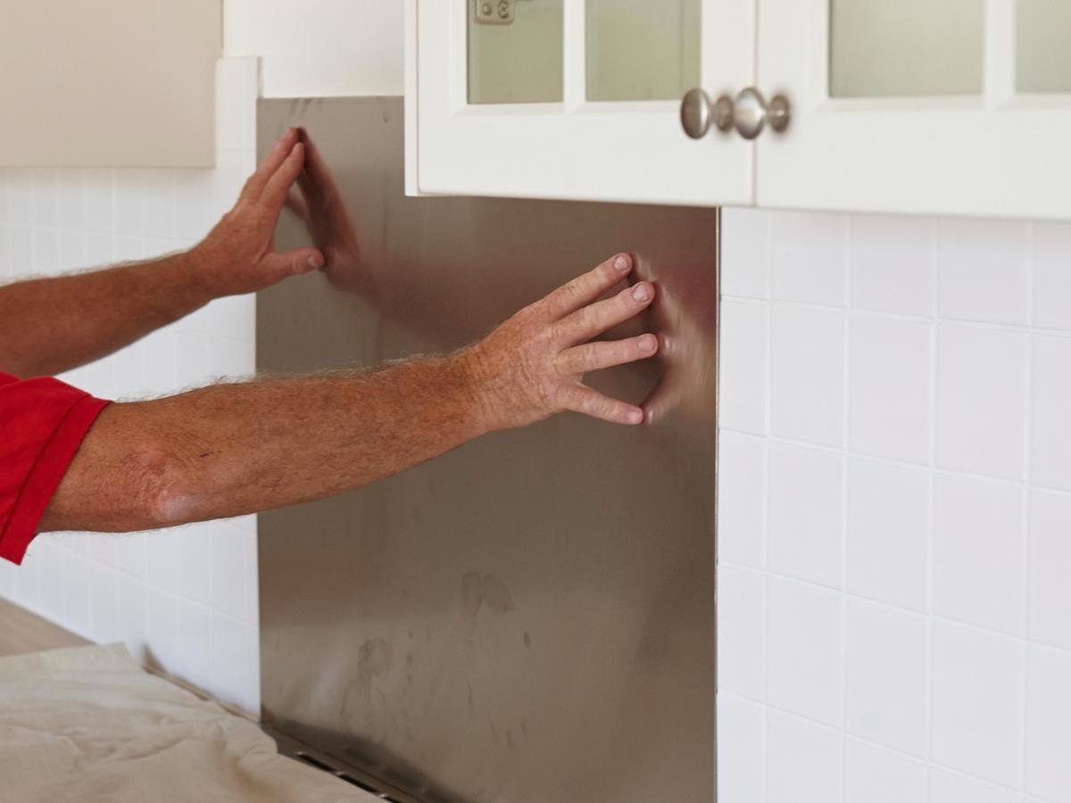 How To Install a Stainless Steel Splashback - Bunnings Australia