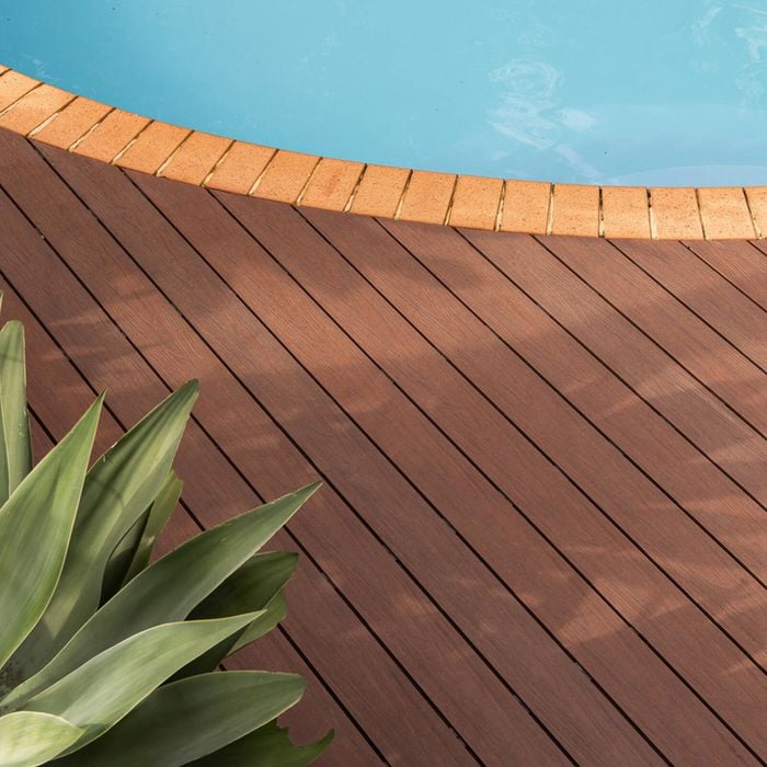 Ekodeck 137 x 23mm 5.4m Riverbank Red / Estate Brown Designer Series ...