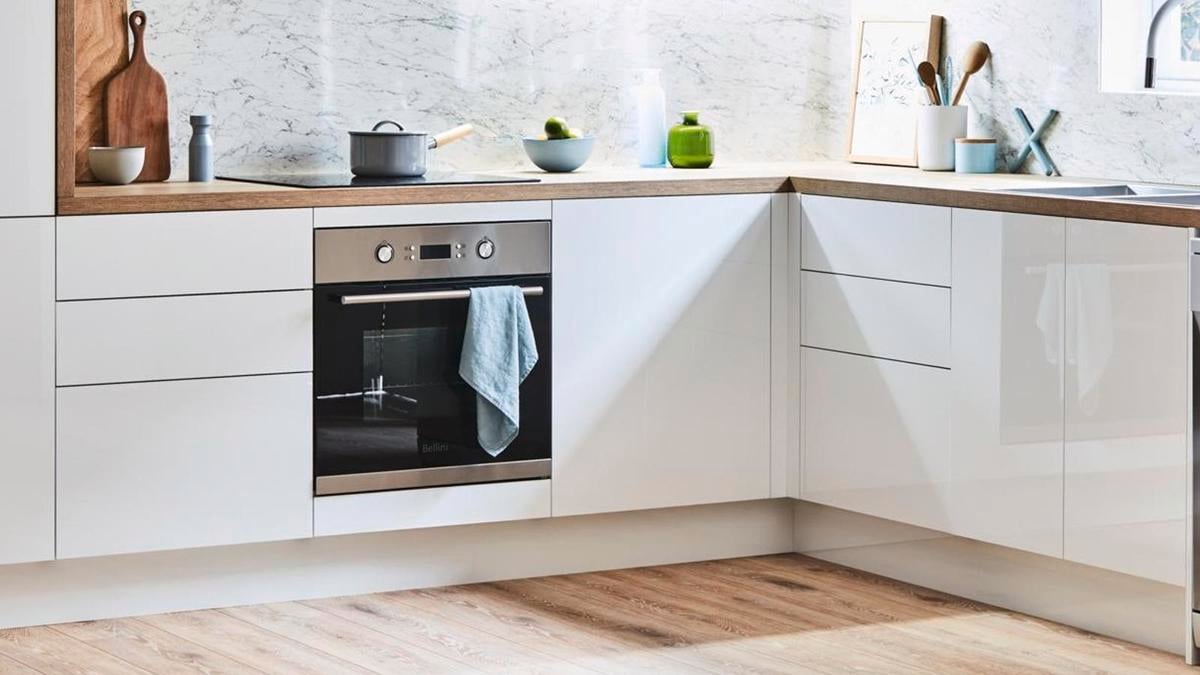 Custom Splashback Installation - Bunnings Australia