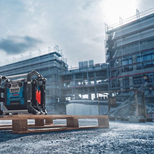 Bosch 18V Professional Bluetooth Radio 06014A4140 - Skin Only ...