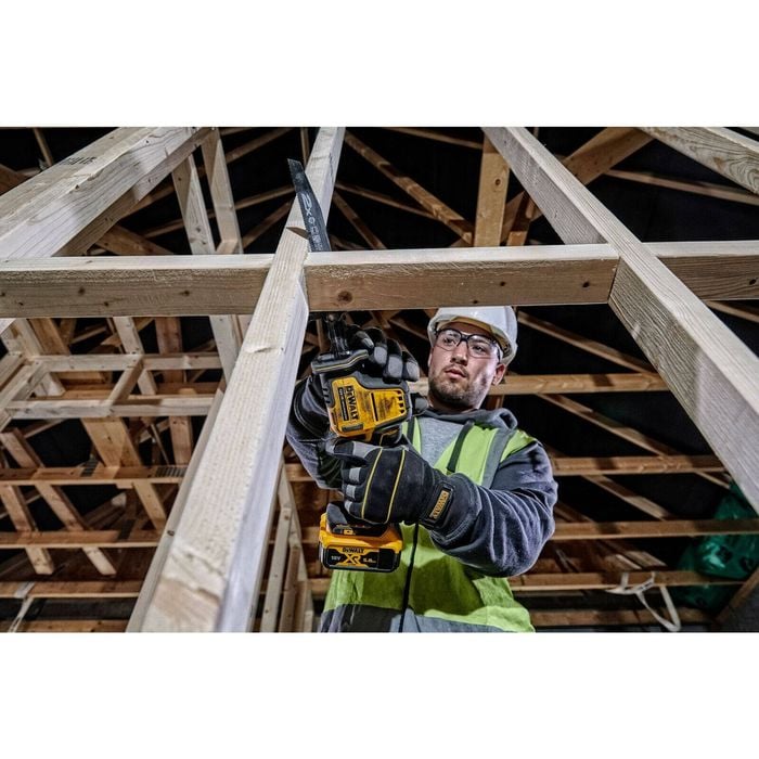 Dewalt reciprocating saw bunnings store